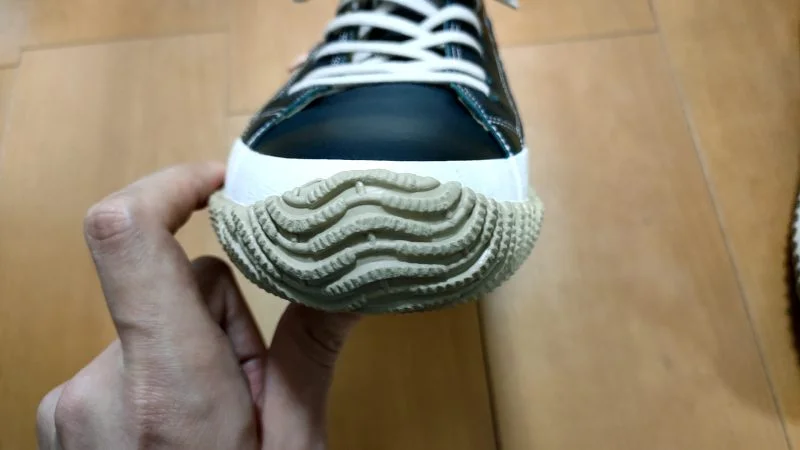 僕がSPINGLE（スピングル）をおすすめする3つの理由！サイズ感や履き心地もレビュー – スティーブログ